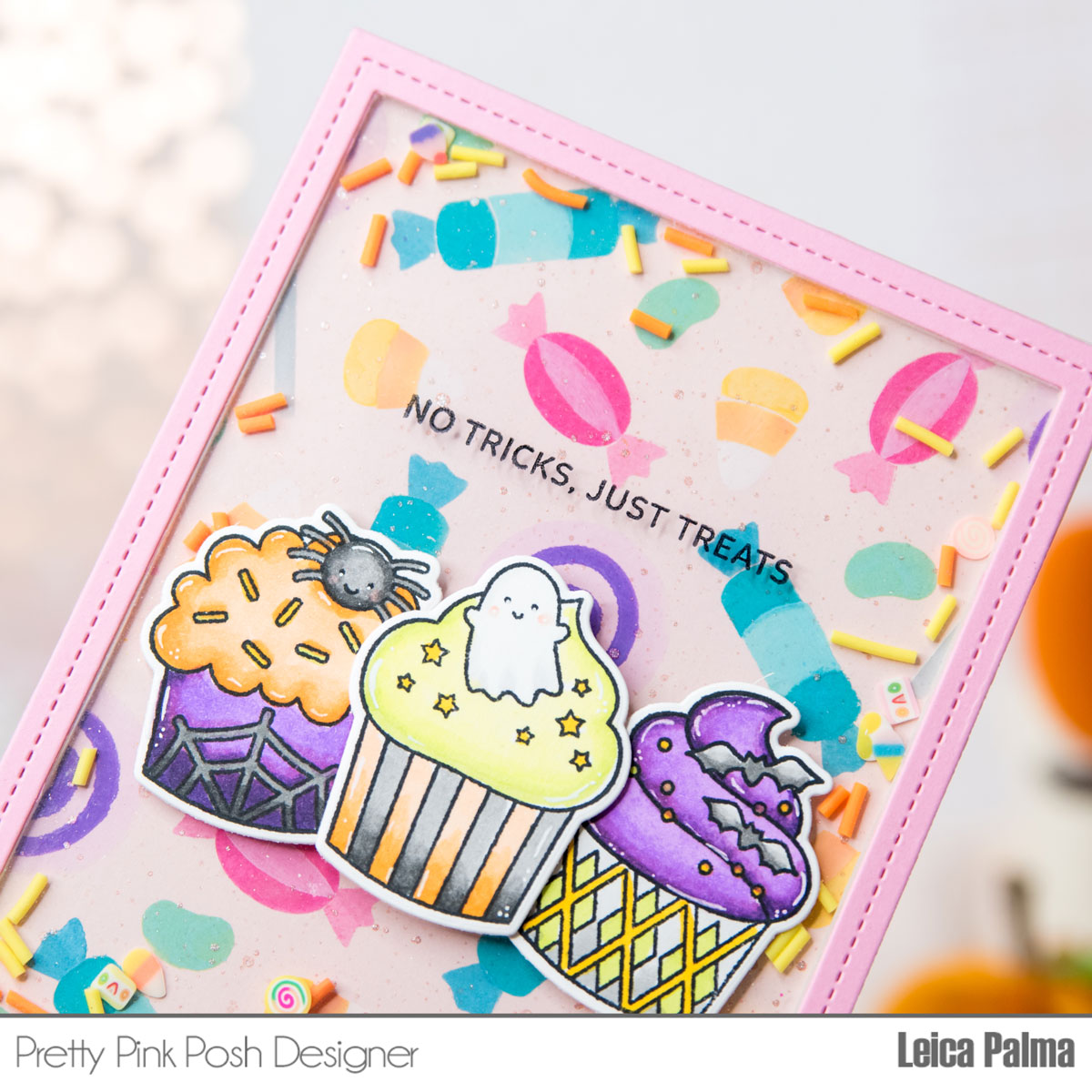 Halloween Cupcakes Shaker | Pretty Pink Posh